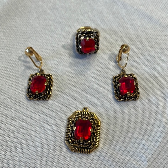 Sarah Coventry | Jewelry | Vintage Sarah Coventry Red 3 Piece Set Ring ...